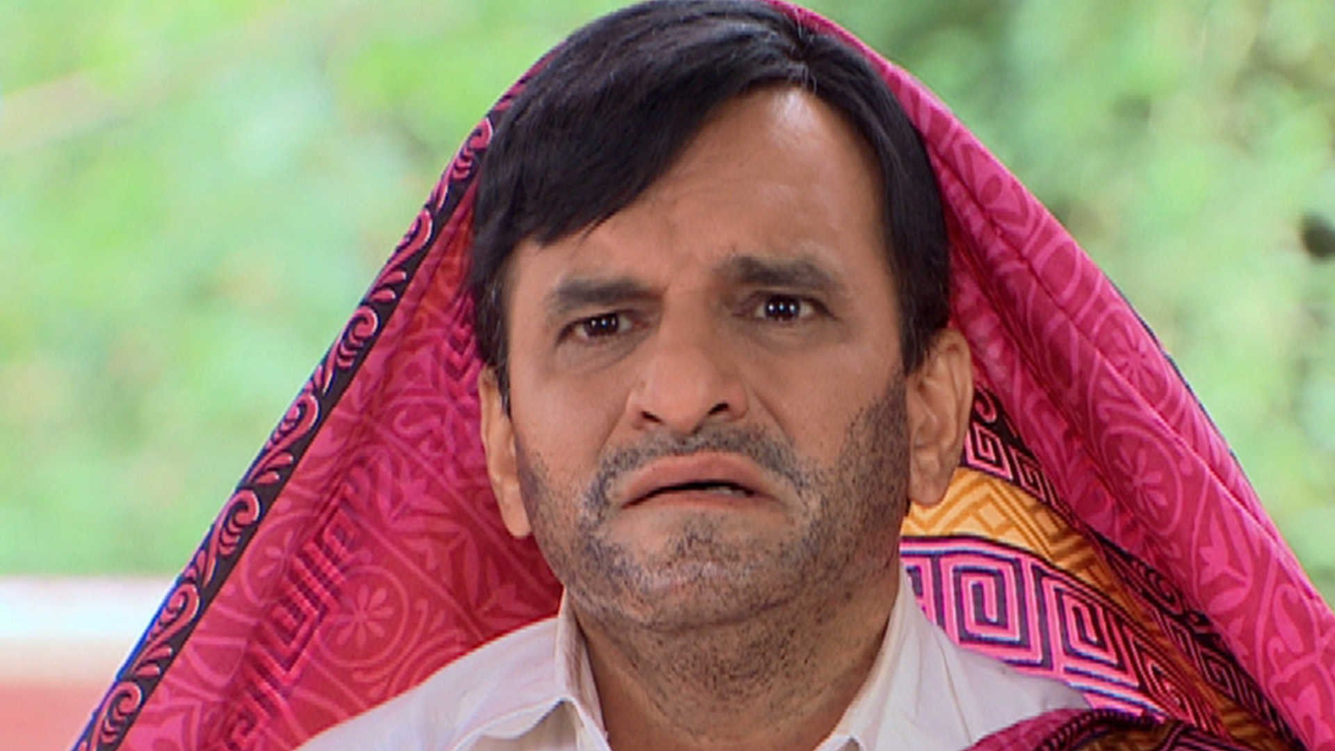 Watch Chidiya Ghar Episode 679 Online - Koyal Slaps Gomukh - SonyLIV