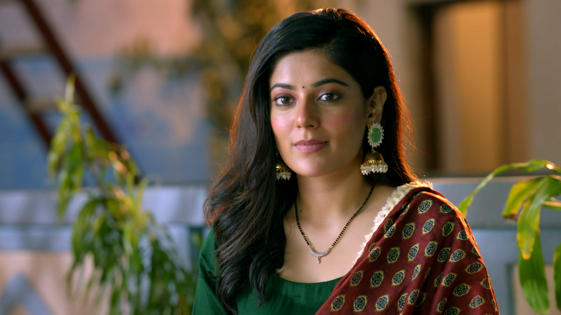 Watch Sab Satrangi Episode no. 76 TV Series Online - Pinky Ke Liye ...