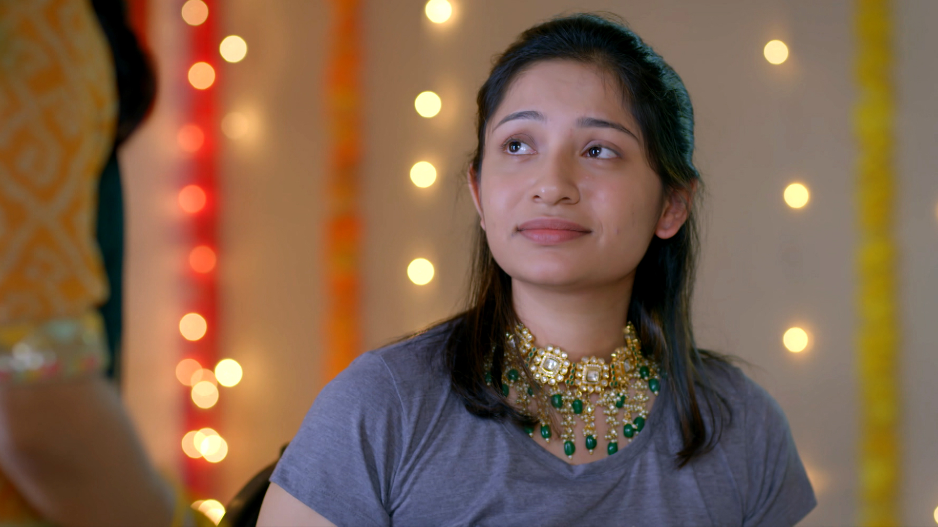 Watch Sab Satrangi Episode 81 TV Series Online - Mannu Ki Pehle Wali ...