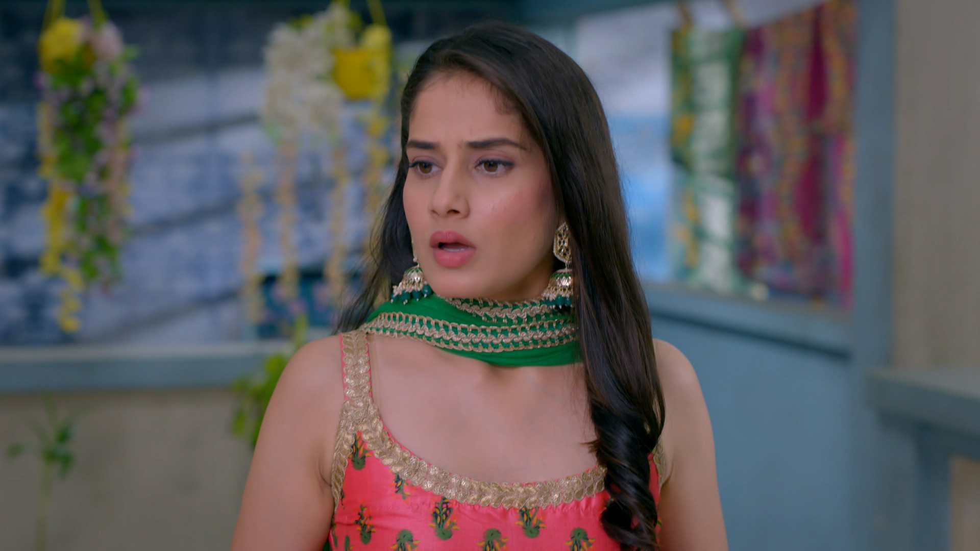 Watch Sab Satrangi Episode 109 TV Series Online - Khel Hogaya Hain ...