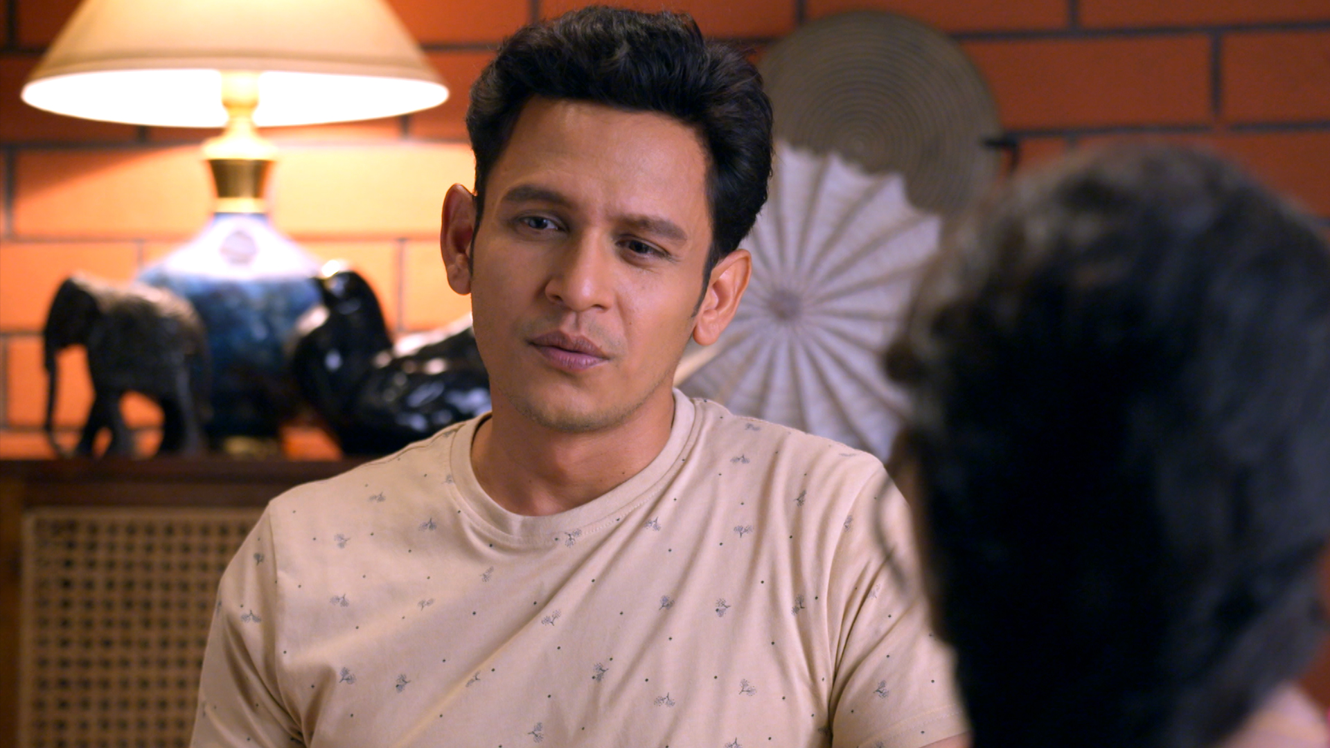 Watch Kaamnaa Episode 123 TV Series Online - Fish Bowl Experiment - SonyLIV