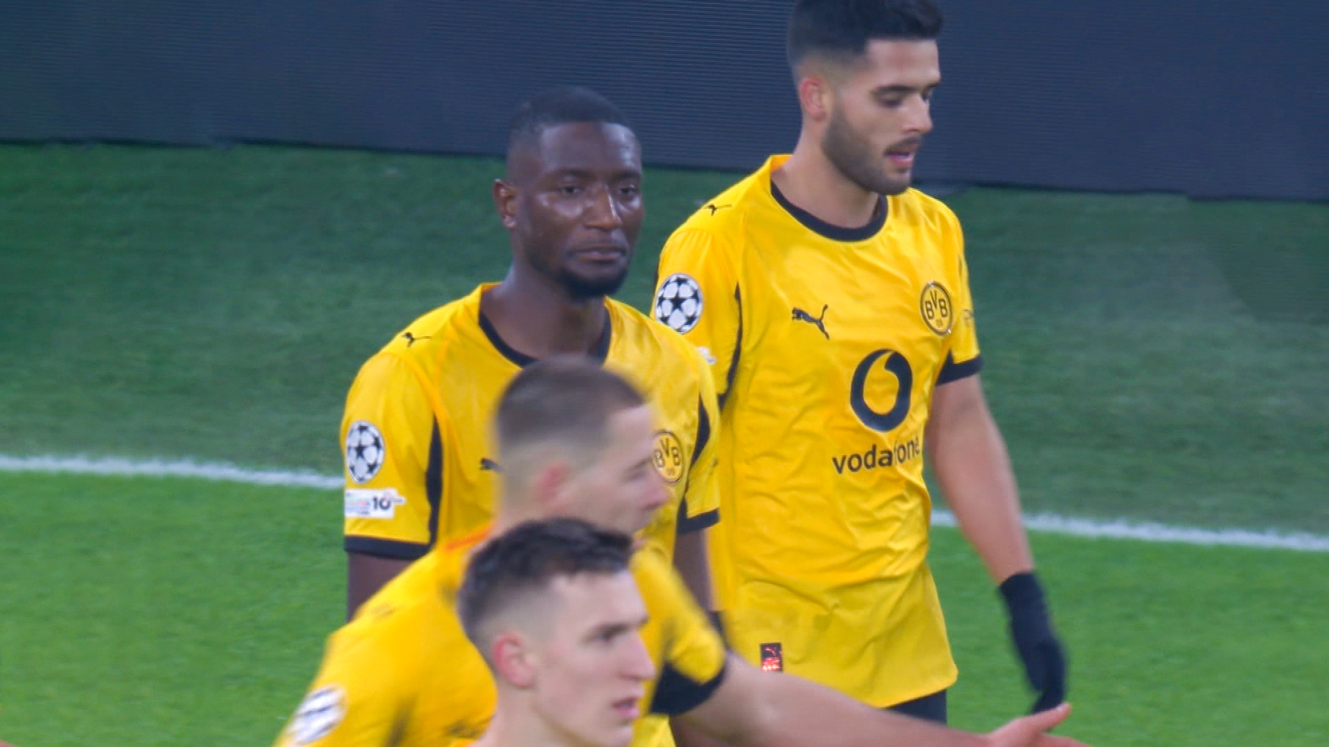 Dortmund vs Villarreal - Highlights - 26 Nov 2025