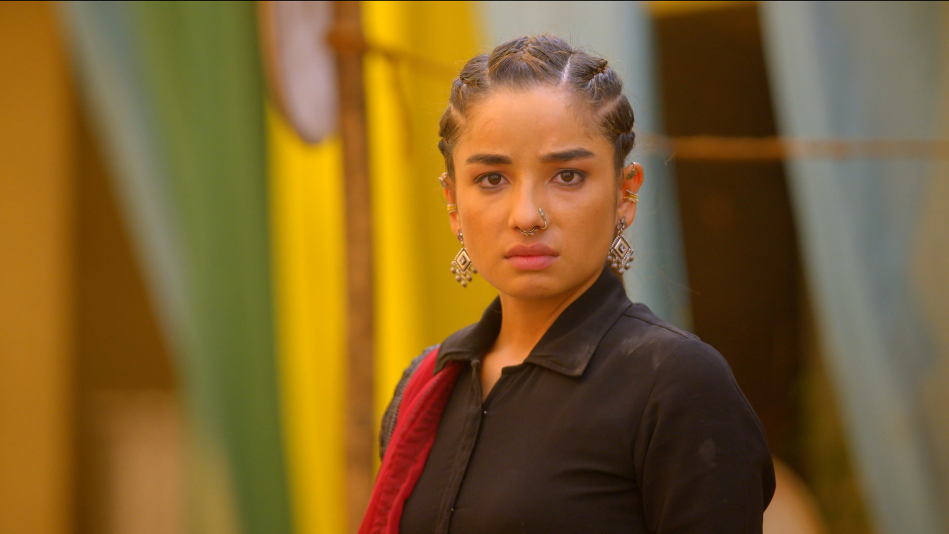 Watch Shivani Slaps Binny from Maddam Sir online - Sony LIV